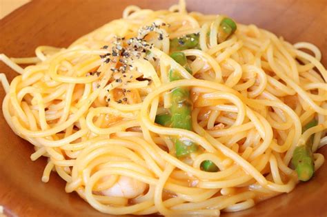 サイゼリヤ「エビとアスパラガスのオーロラソース」 えん食べ
