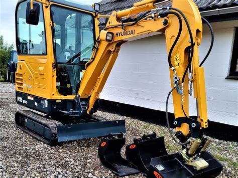 hyundai robex 18 9ak fabriksny kubota motor mv arden guloggratis dk