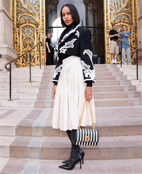 British Vogueさんのインスタグラム写真 British Vogueinstagram「couture Week