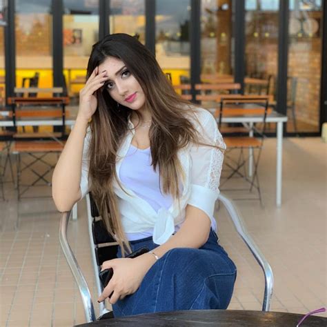 Tiktok Star Jannat Mirza Talks About Bollywood Offer Reviewitpk