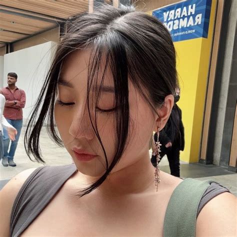 Becca B Eccq Threads Say More