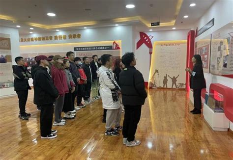 传承大庆精神汇聚青春力量我院组织2022级研究生参观大庆精神育人展馆 东北石油大学土木建筑工程学院