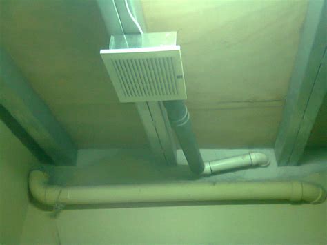 SEGED EXTRACTOR DE OLORES EN SANITARIO