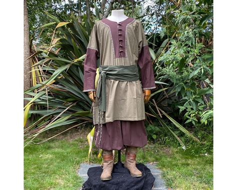 Larp Basic Outfit 3 Pieces Two Tone Tunic Pants And Sash In Etsy