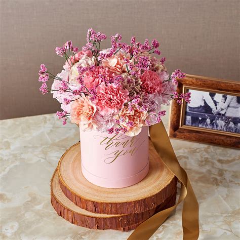 母の日ギフト2019リボン付きでおしゃれに花を持ち歩けるフォトジェニックな「message Flower Box」母の日ギフトお届け専用商品と