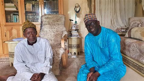Condoléances à Medina Baye Cheikh Oumar Sy Chez Le Khalife Serigne