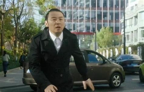 雷佳音张小斐新片官宣，《交换人生》发布预告，两大喜剧人结合引人期待 娱乐热点赢家娱乐