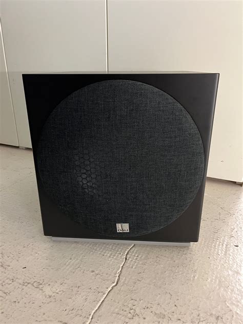 Dali SUB 12F Aktiver Subwoofer schwarz oder weiß Vorführgerät