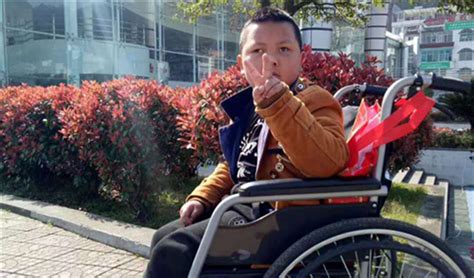 接二连三的打击 肖昌哲