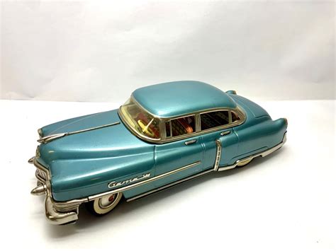 gama auto giocattolo di latta cadillac no 300 friction driven toy