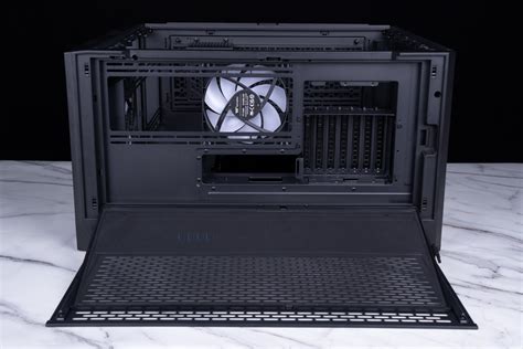 我要一次打十四個！thermaltake Cte C750 Tg Argb 全塔機殼開箱測試 Xfastest News