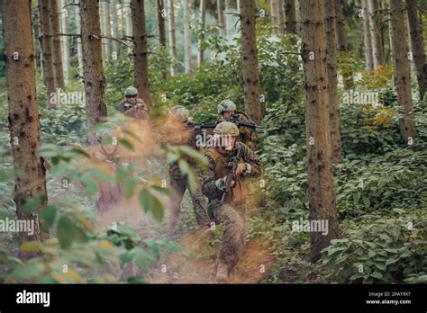 A Group Of Modern Warfare Soldiers Is Fighting A War In Dangerous