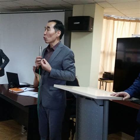 Багшийн нэр хүнд ёс зүйг Багшлах УРЛАГ сэтгүүл Facebook