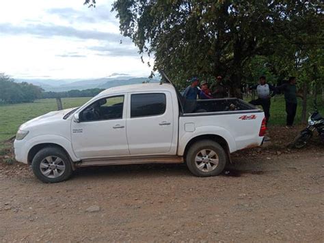 Masacre En Cauca Tres Hombres Aparecieron Muertos En Una Camioneta En