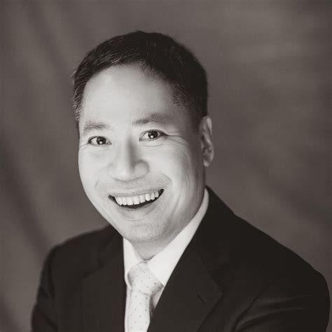 🍁 가을 단풍 구경은 역시 남이섬이죠 🍂 은빛 강물 옆으로 펼쳐지는 형형색색 단풍길 바람에 떨어지는 잎소리까지 힐링 그 자체