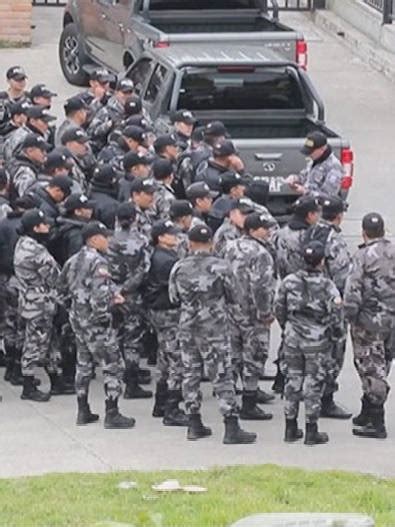 在骚乱中被囚犯扣为人质 厄瓜多尔57名被扣警务人员获释厄瓜多尔新浪新闻