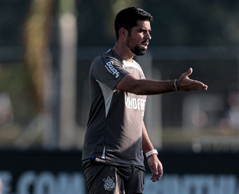 Confira A Provável Escalação Do Corinthians Para Enfrentar O Argentinos