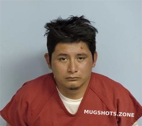 PEREZ GARCIA MYNOR EDMUNDO 01 12 2024 Walton County Mugshots Zone
