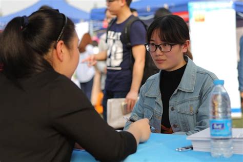 女面試官：「九」字加一筆，是什麼字？研究生回答「丸」被淘汰 每日頭條