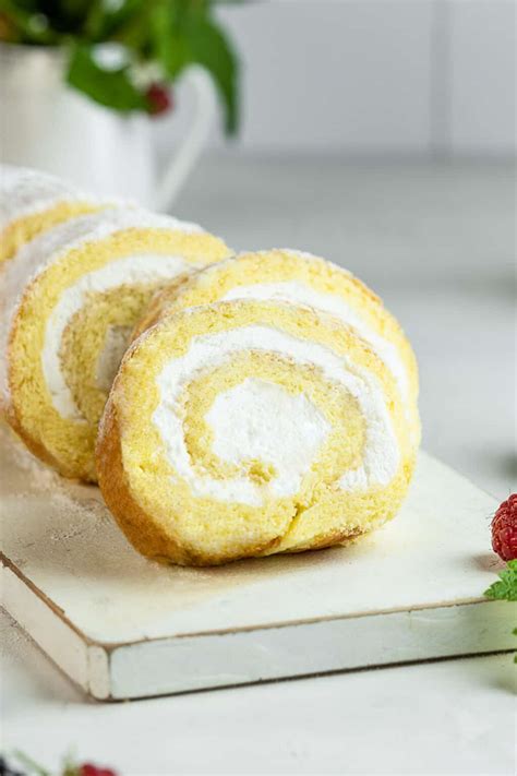 Vanilla Sponge Cake Roll Basic Recipe Baking Like A Chef