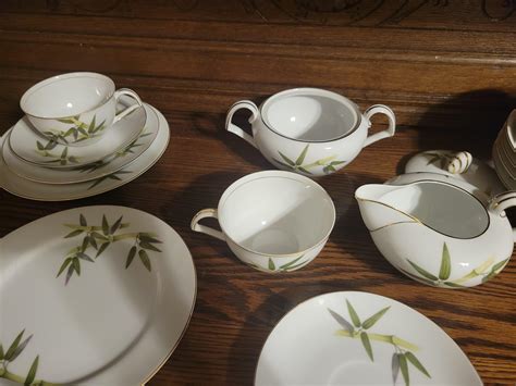 1951 Narumi Japan Spring Bamboo Fine China Set 56 Pieces For Sale