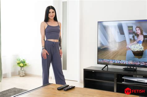 The Kinky Roommate Kaitlyn Katsaros Czech VR Network SFW