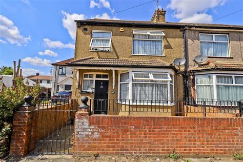 Hayes 3 Bedroom House For Sale At Brooke Rentoul Blog