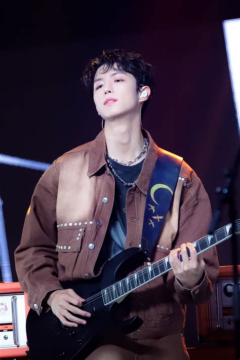 230510 Mbc Show Champion Xdinary Heroes Jun Han Kpopping