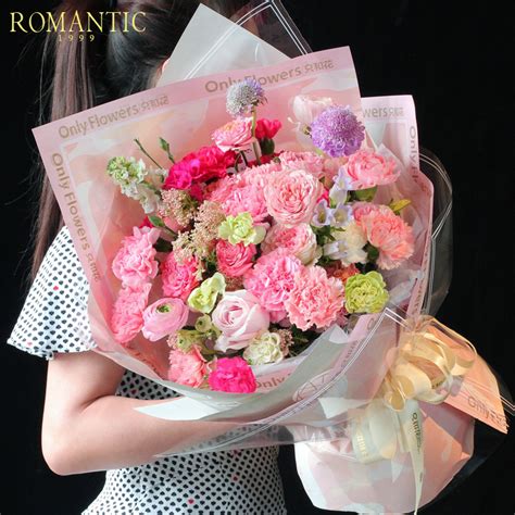促销包邮原创康乃馨花束长辈鲜花商务花束送妈妈北京同城闪送祝福 虎窝淘