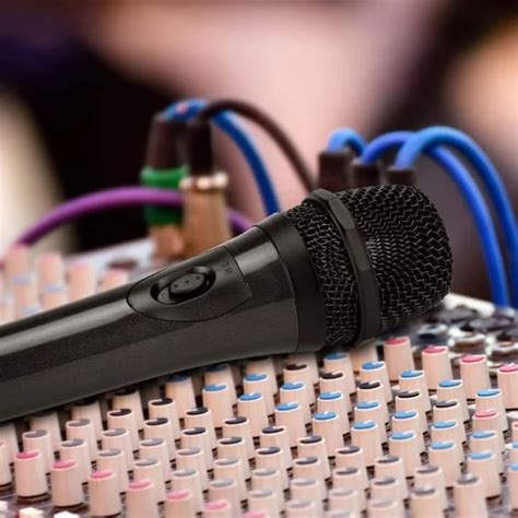 Wired Microphone Dynamic Vocal Detachable Cord With Onoff Switch