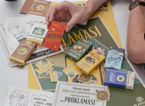 Gadis Kreteks Cigarette Packs The Elusive Storyteller Manual Jakarta