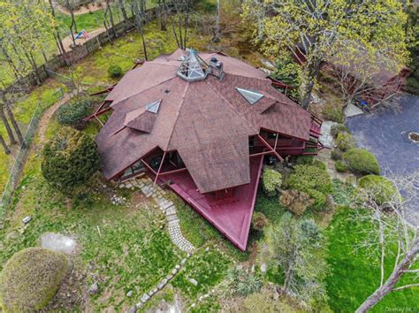 Hexagonal Shape Apartment Lab Space To Rent Manchester Hexagon Tower