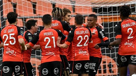 Ligue 1 Lorient se réveille avec la manière Strasbourg et Metz dos à