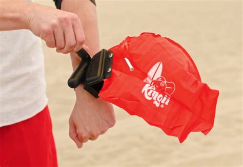 Kingii Worlds Smallest Inflatable Flotation Device Getdatgadget