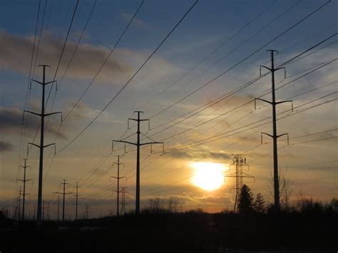 Winnipeg Man Electrocuted After Smashing Car Into Hydro Pole Winnipeg
