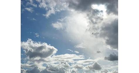 Облаци и дъжд до петък