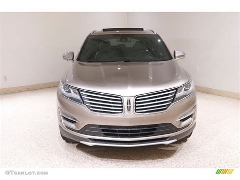 Iced Mocha 2018 Lincoln MKC Select AWD Exterior Photo 145147119