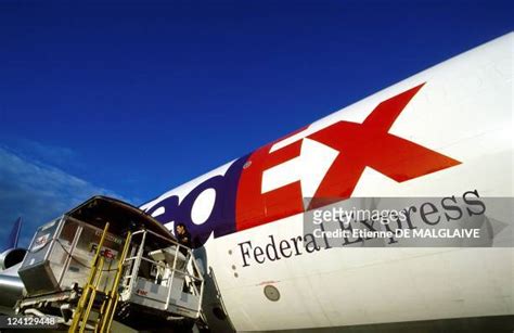 Fedex Hub Photos And Premium High Res Pictures Getty Images