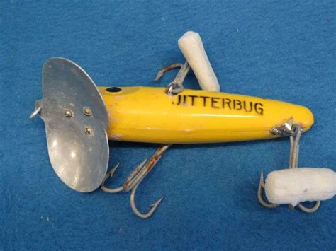 Vintage Fred Arbogast 4 1 4 Jitterbug With Three T Hooks Aaa Auction And Realty