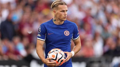 Mykhailo Mudryk Joins Huge Chelsea Injury List But Mauricio Pochettino