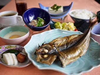 お食事 勝浦 旅館 リゾートインB B
