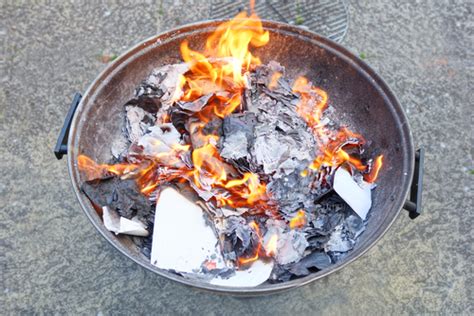 To Torch Or Not To Torch Ways To Deal With Mementos Post Break Up HuffPost Life