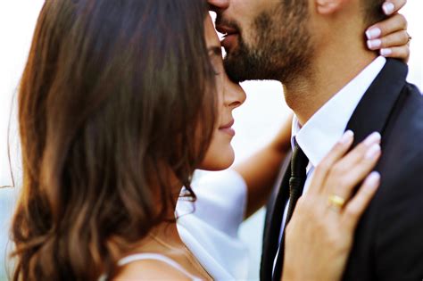 L oroscopo di venerdì Ottobre Bilancia in amore buttatevi senza paura LaPresse