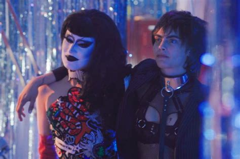 Gottmik De Rupaul S Drag Race Dá A Cara Delevingne Uma Transformação