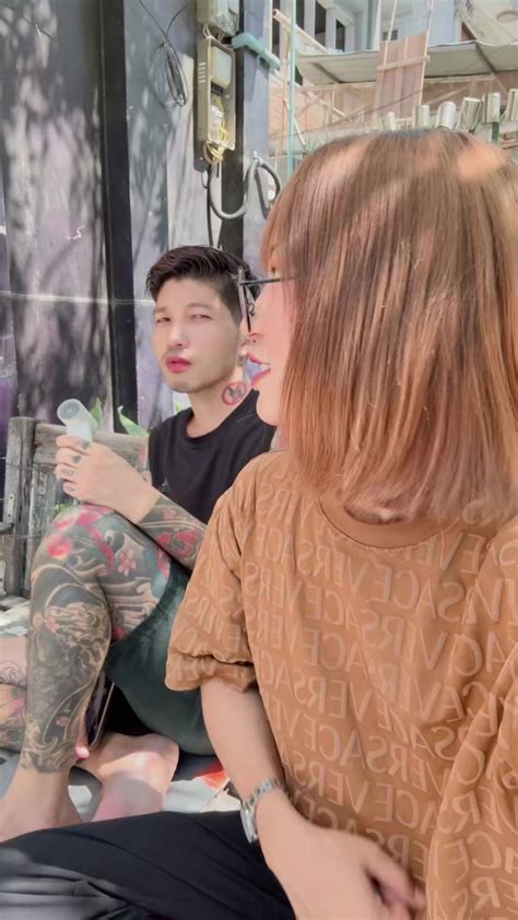 သူနဲ့ငါသူငယ်ချင်းလေ😂 Tiktok
