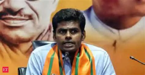Tamil Nadu Bjp Chief Releases Dmk Files Alleges Graft Ruling Party