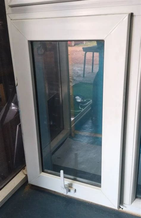 Mm White UPVC Top Hung Window X Feet At Sq Ft In Guwahati ID
