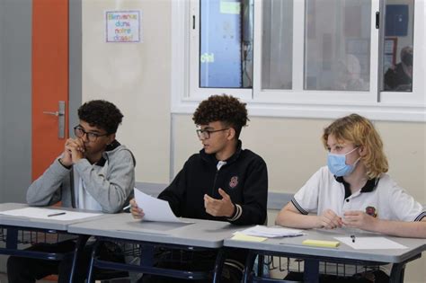 Pros And Cons Sphinx International School