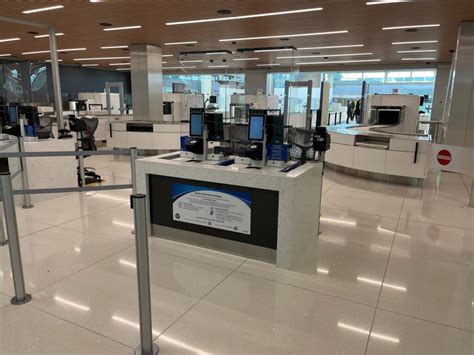 Tsa Screens First Passengers At Denver Internationals New Security