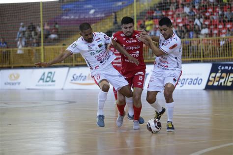 Resenha Cm Notícias Regionais Campo Mourão Futsal E Chopinzinho